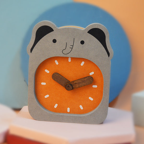 Harajuku Animalia Desk Clock | Japanese Fashion Desktop Decoration Desk ...